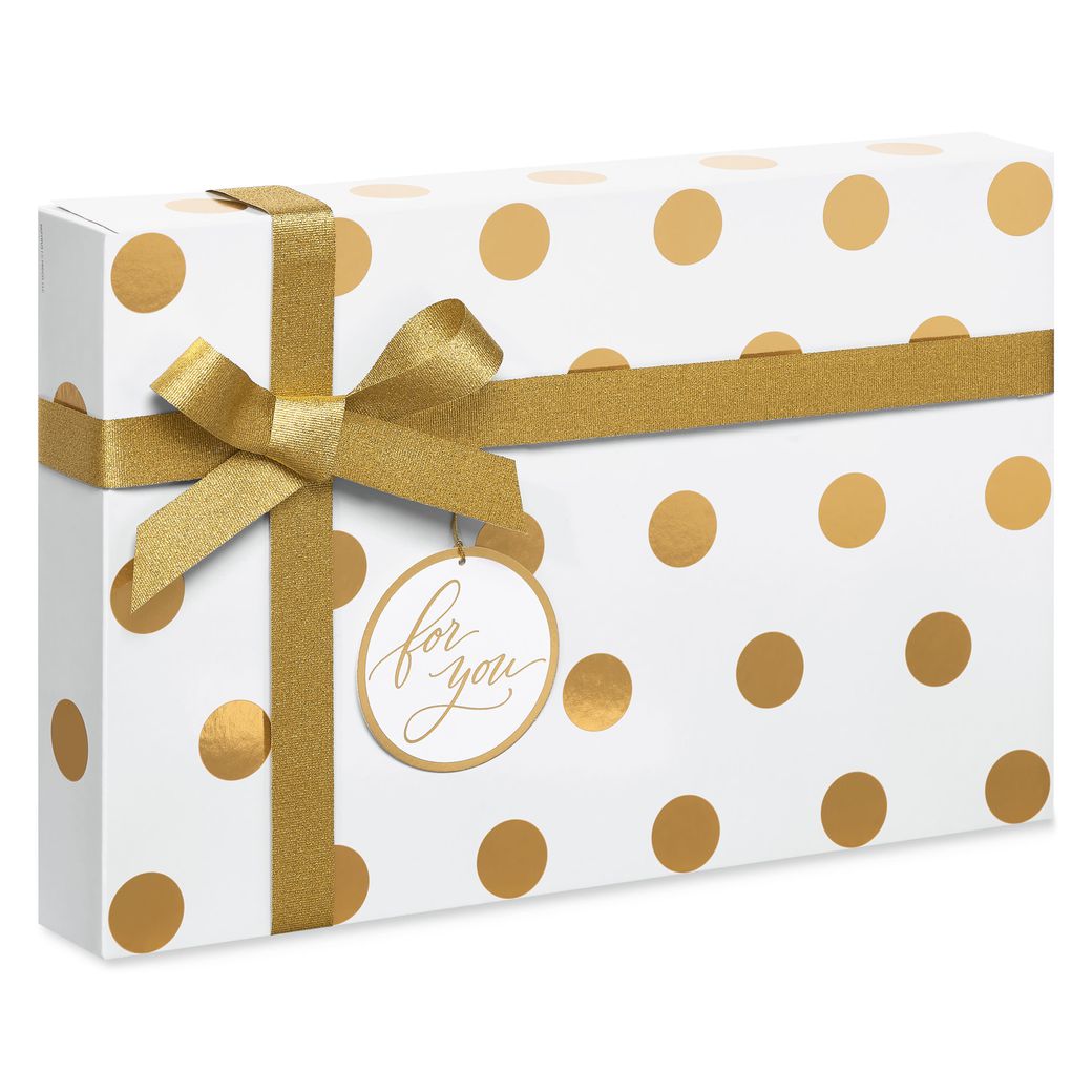 White And Gold Holiday Gift Box Set, 4 Boxes, 4 Gift Tags, One Ribbon ...